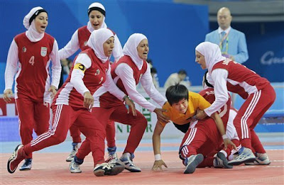 Muslim Women in SPORTS: Ayatollah Khameini Praises Iranian Female ...